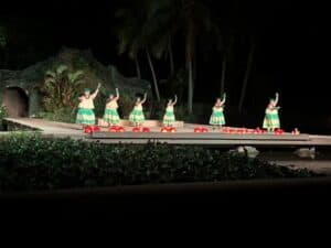 Smith's Family Garden Luau Review: Is This The Most Authentic Luau in ...