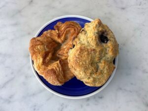 17 Best Breakfast Options in Kauai Right Now (2023)